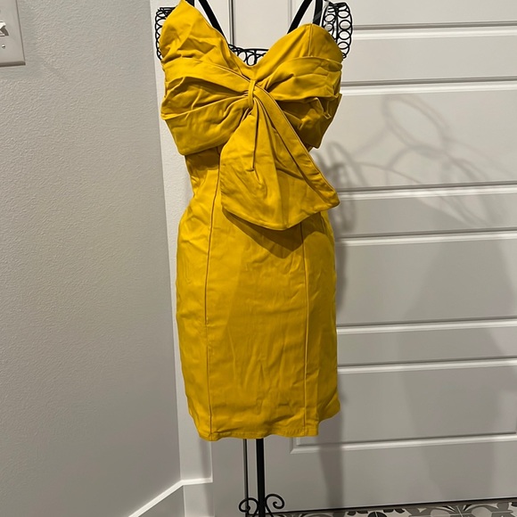 Better Be | Dresses | Bnwt Bow Detailed Dress With Sweetheart Neckline ...